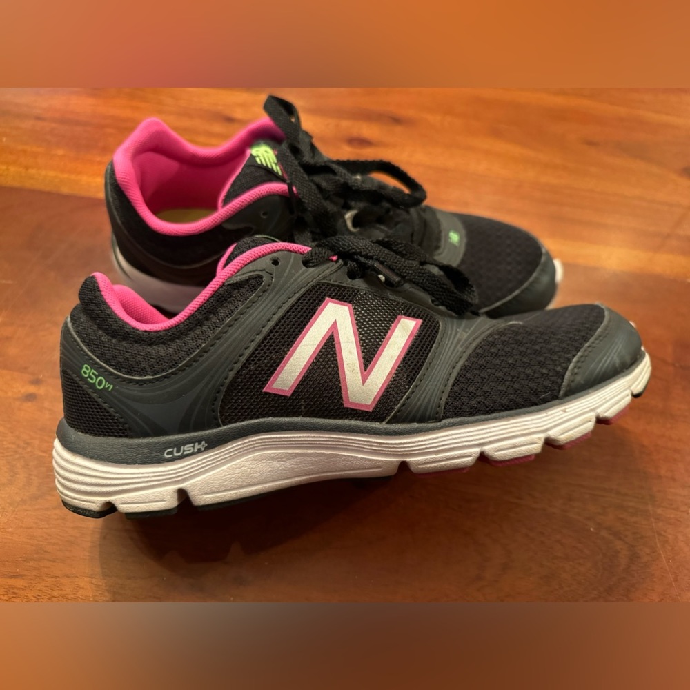 New Balance W850v1 Women's Black Pink Running Course … - Gem